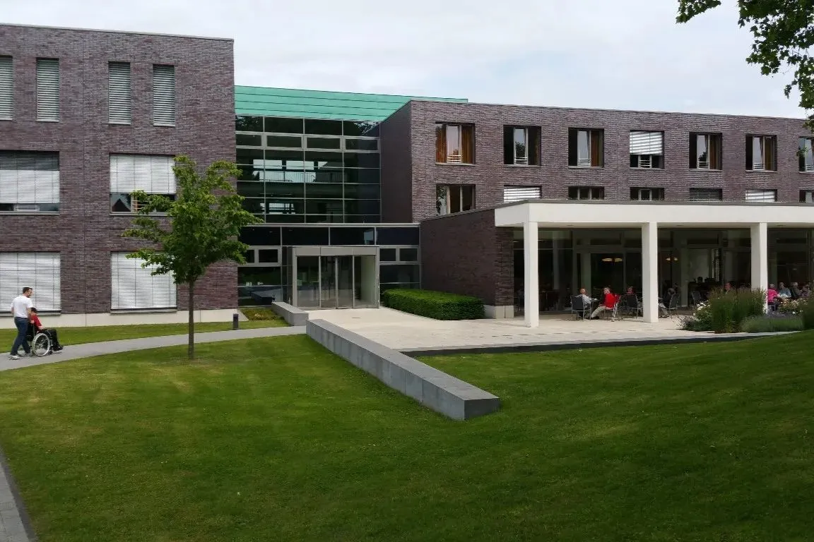 Central Care Hospital